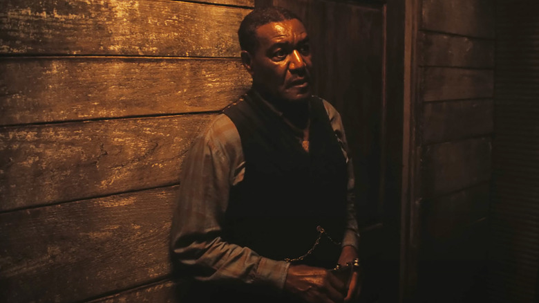 Delroy Lindo Salutes Ryan Coogler and Michael B. Jordan During 'Sinners ...